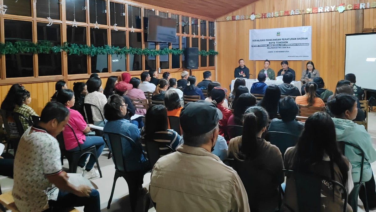 24 Anggota DPRD Tomohon Sosialisasikan Ranperda Tanggung Jawab Sosial dan Lingkungan Perusahaan ...